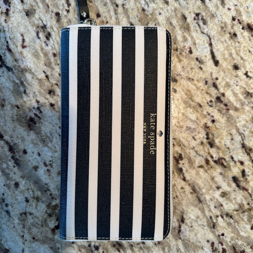 Kate Spade Black And White Striped Wallet - Gem